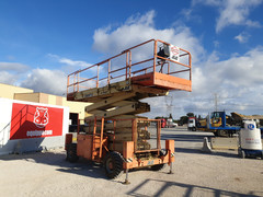 JLG 500 RTS Used Scissor Lift for Sale in Auction | Equippo