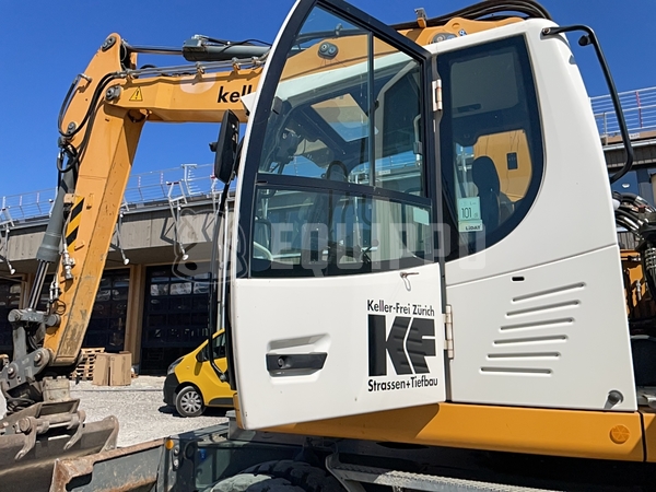 Liebherr R 920 Litronic Used Wheeled Excavator for Sale | equippo.com