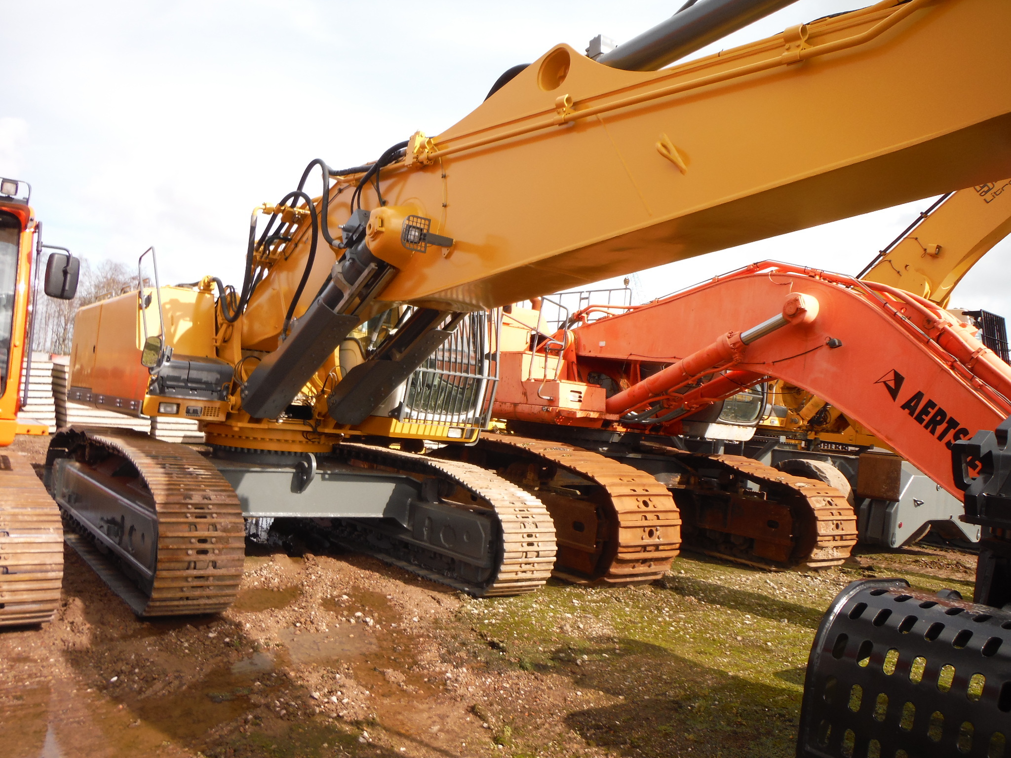 Liebherr R954 C HD Used Tracked Excavator for sale